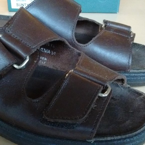 Clarks | Shoes | Clarks Open Toe Ladies Leather Sandals Suntyme ...